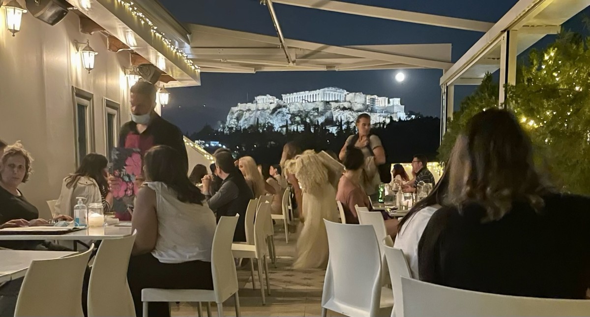 SinAthina cafe restaurant thissio Acropolis Athens Roof Garden romantic ...